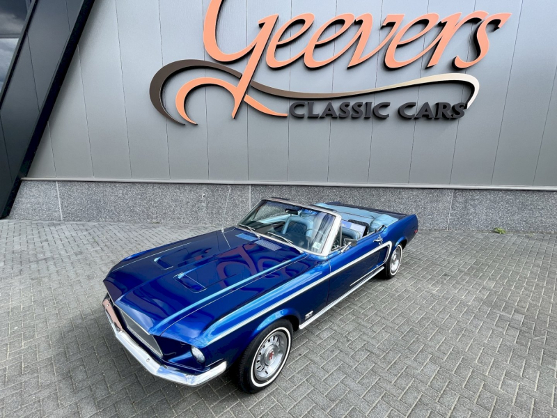 Klassieke Mercedes-Benz en Ford Mustang - Geevers Classic Cars