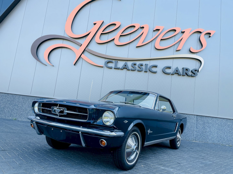 Klassieke Mercedes-Benz en Ford Mustang - Geevers Classic Cars