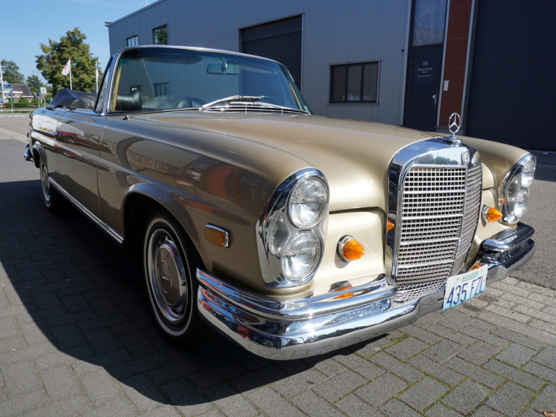 Mercedes Benz 220A cabriolet - Geevers Classic Cars